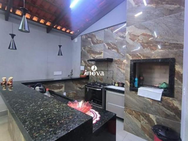 Casa a venda, Bairro Jardim Itália