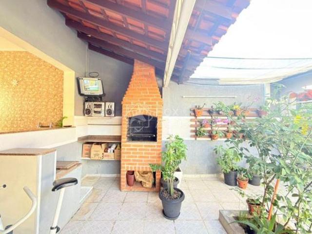 Casa á Venda Bairro Jardim Mollon