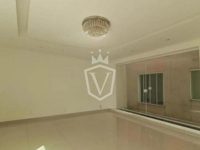 Casa à venda Bairro Jardim Santo Antônio/ Engordadouro em Jundiaí