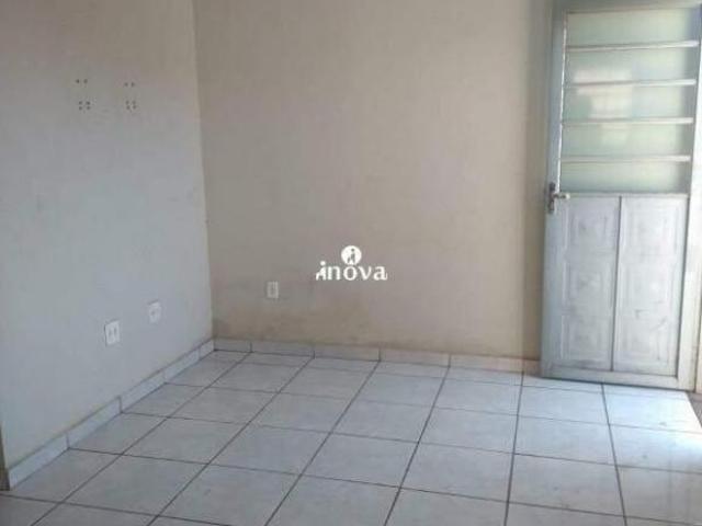 Casa a venda, bairro Parque das Aroeiras