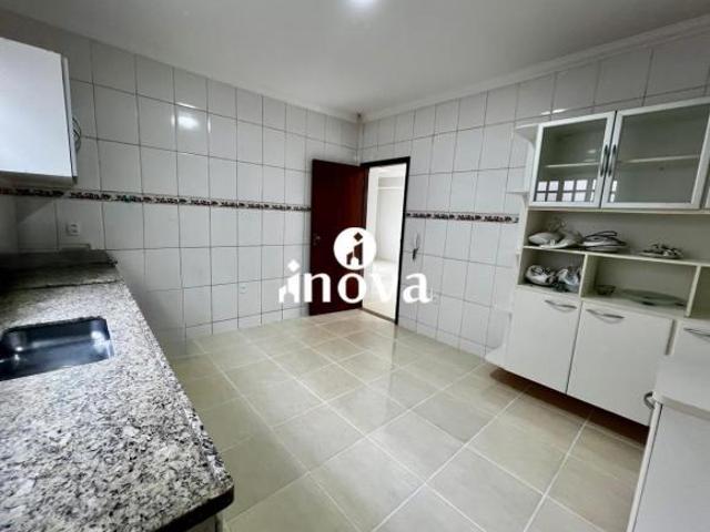 Casa a venda, bairro residencial Dom Eduardo