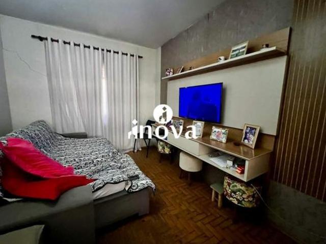 Casa a venda, bairro Santa Maria