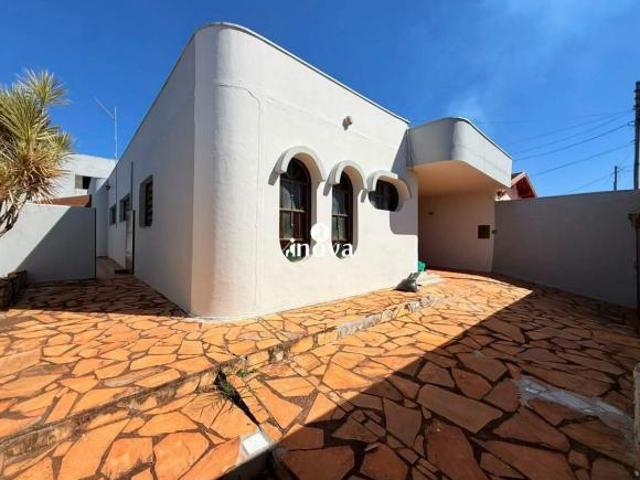 Casa a venda, bairro Santa Marta
