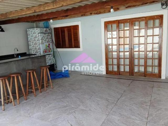 Casa à venda bairro Santa Edwiges São José dos Campos, SP