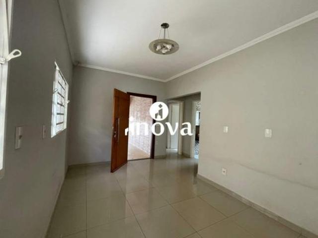 Casa a venda, Bairro Universitário