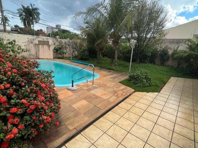 Casa à venda bairro Vigilato Pereira Uberlândia MG