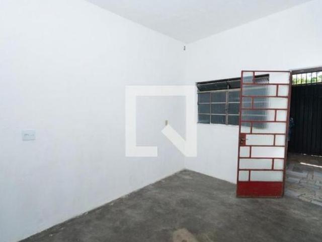 Casa à Venda Bandeirantes, 2 Quartos, 360 m² Contagem
