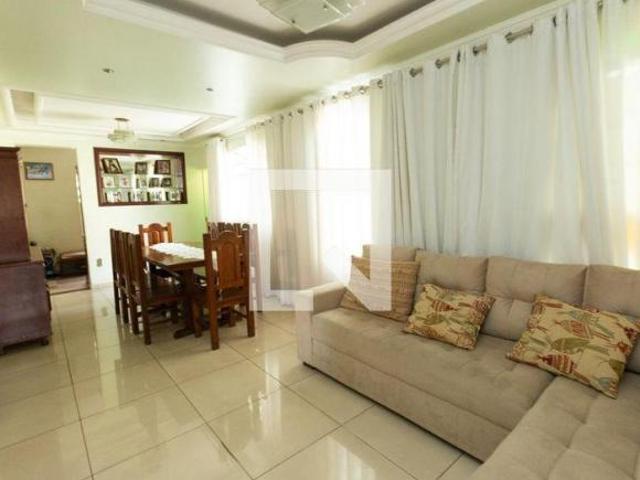 Casa à Venda Bandeirantes, 3 Quartos, 360 m² Contagem