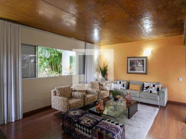 Casa à Venda Bandeirantes, 4 Quartos, 1200 m² Belo Horizonte