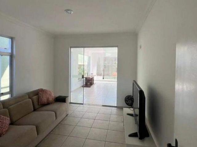 Casa à Venda Bandeirantes, 4 Quartos, 361 m2