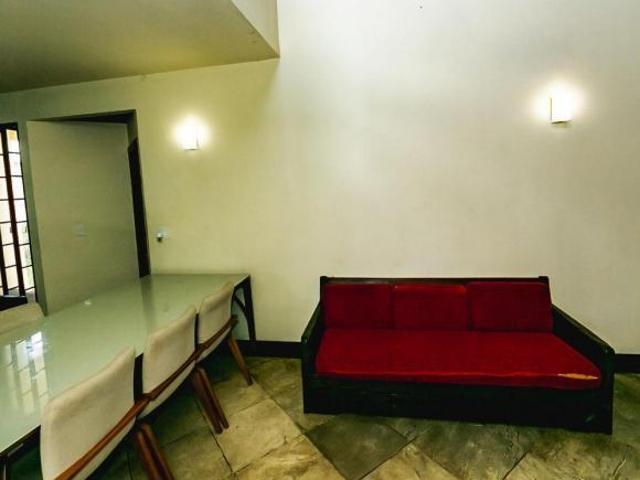 Casa à Venda Bandeirantes, 5 Quartos, 1000 m2