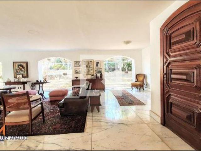 Casa à Venda Bandeirantes, 5 Quartos, 1800 m² Belo Horizonte