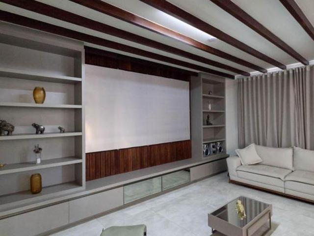 Casa à Venda Bandeirantes, 6 Quartos, 470 m2