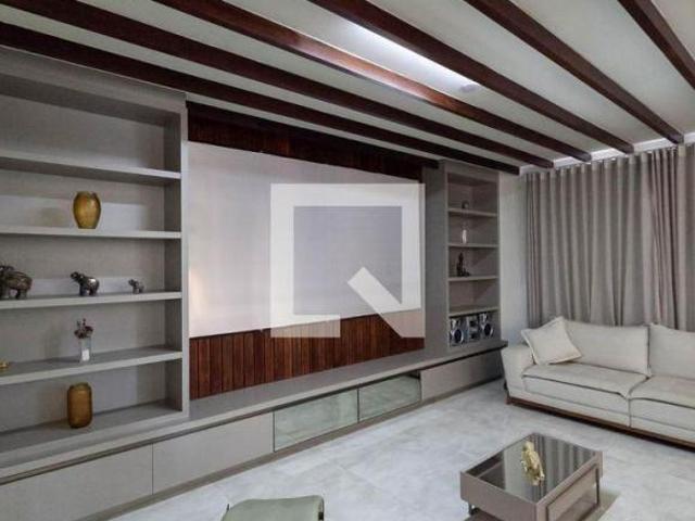 Casa à Venda Bandeirantes, 6 Quartos, 470 m² Belo Horizonte
