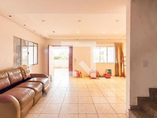 Casa à Venda Bandeiras, 4 Quartos, 481 m² Osasco