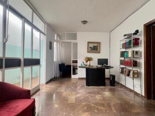 Casa à Venda Barroca, 5 Quartos, 246 m2