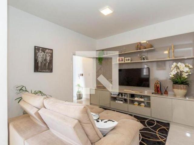 Casa à Venda Barroca, 6 Quartos, 370 m² Belo Horizonte