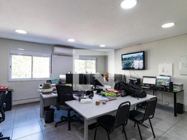 Casa à Venda Barra Funda, 2 Quartos, 200 m2
