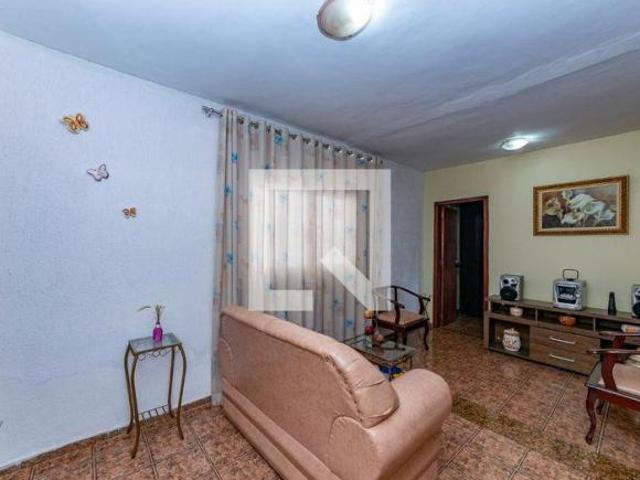 Casa à Venda Betânia, 6 Quartos, 340 m² Belo Horizonte