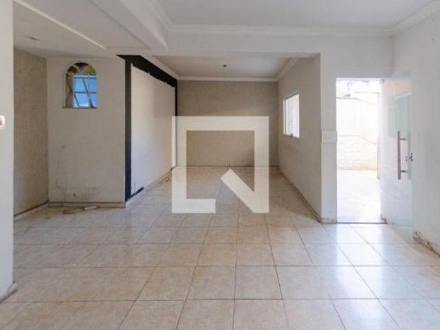 Casa à Venda Betânia, 3 Quartos, 200 m² Belo Horizonte
