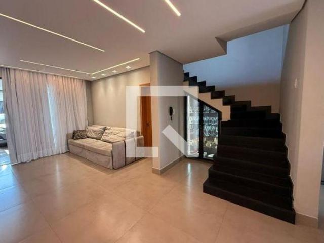 Casa à Venda Betânia, 3 Quartos, 230 m² Contagem