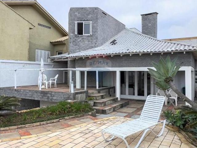Casa à venda Beira Mar em Xangri lá