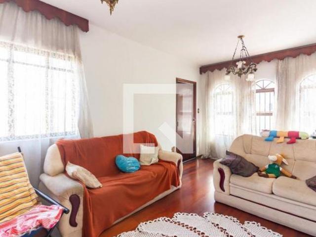 Casa à Venda Bela Vista, 4 Quartos, 131 m2