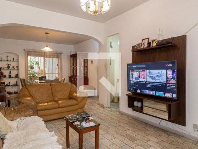 Casa à Venda Bela Vista, 3 Quartos, 232 m2