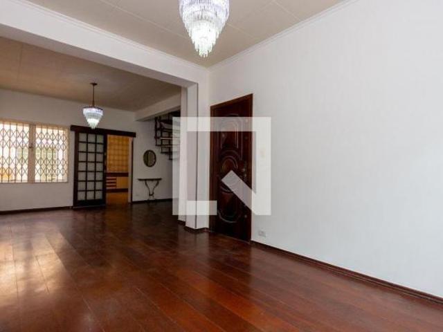 Casa à Venda Belém, 3 Quartos, 140 m2
