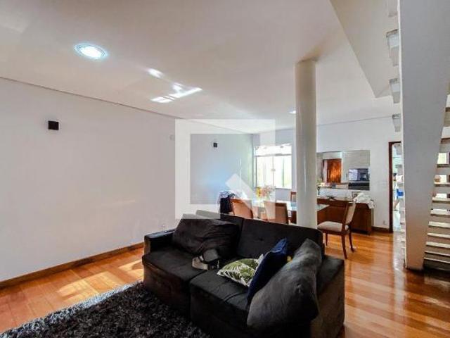 Casa à Venda Belém, 3 Quartos, 180 m2