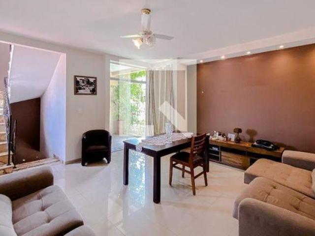 Casa à Venda Belém, 3 Quartos, 256 m² São Paulo
