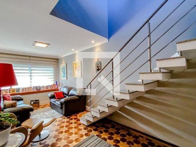 Casa à Venda Belém, 3 Quartos, 266 m2