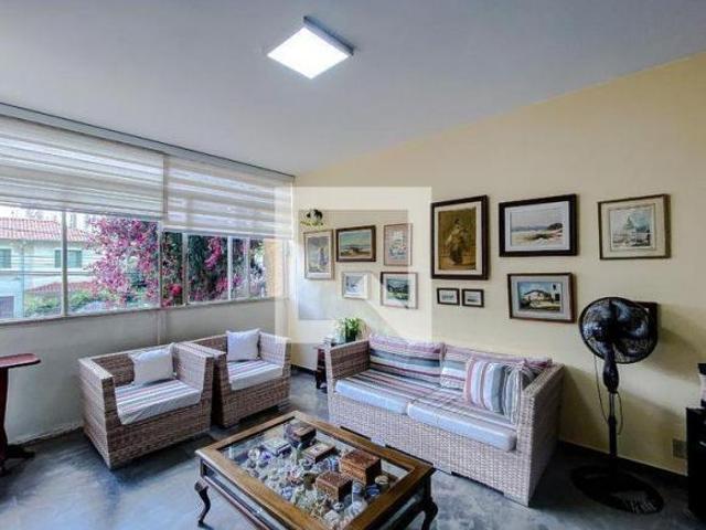 Casa à Venda Belém, 3 Quartos, 390 m2