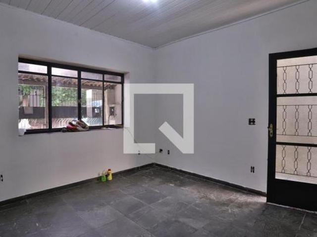 Casa à Venda Belém, 2 Quartos, 100 m2
