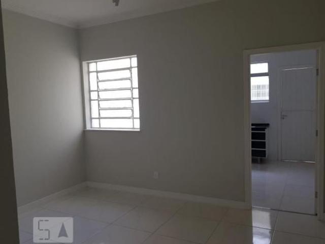 Casa à Venda Belém, 2 Quartos, 125 m2