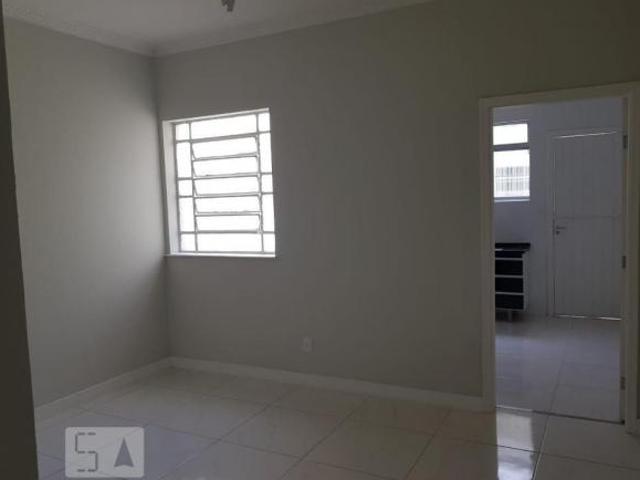 Casa à Venda Belém, 2 Quartos, 125 m2