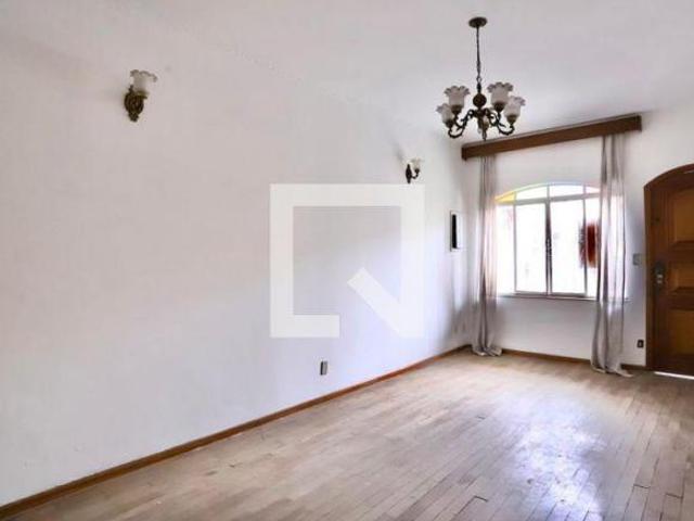 Casa à Venda Belém, 2 Quartos, 69 m2