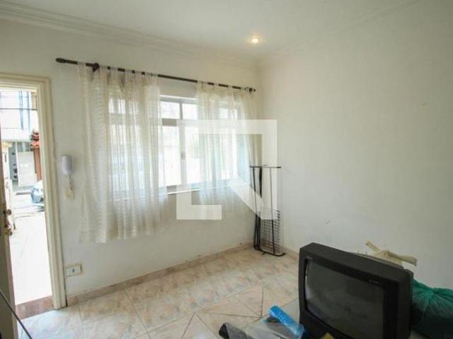 Casa à Venda Belém, 2 Quartos, 80 m2
