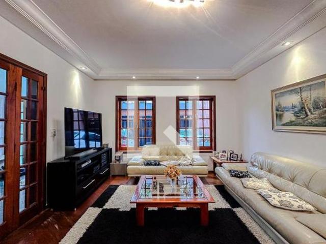 Casa à Venda Belém, 4 Quartos, 230 m2