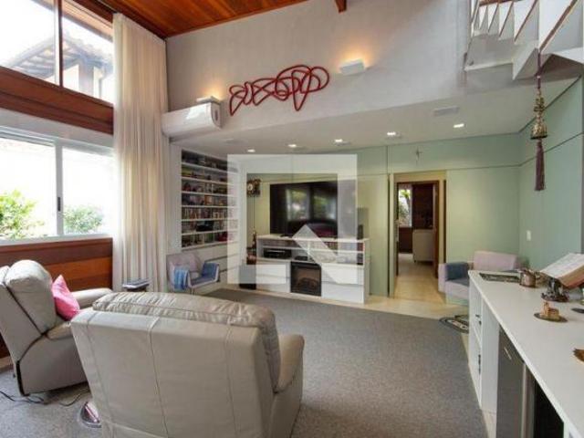 Casa à Venda Belvedere, 3 Quartos, 300 m² Belo Horizonte