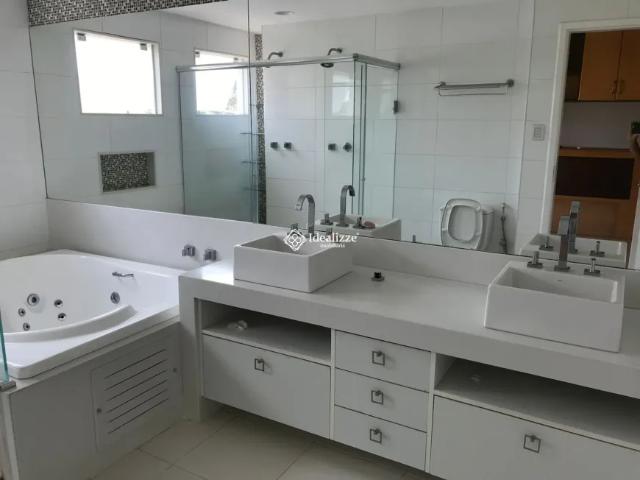Casa a Venda Belvedere 3 Quartos+1 Escritório, 4 vagas de Garagem