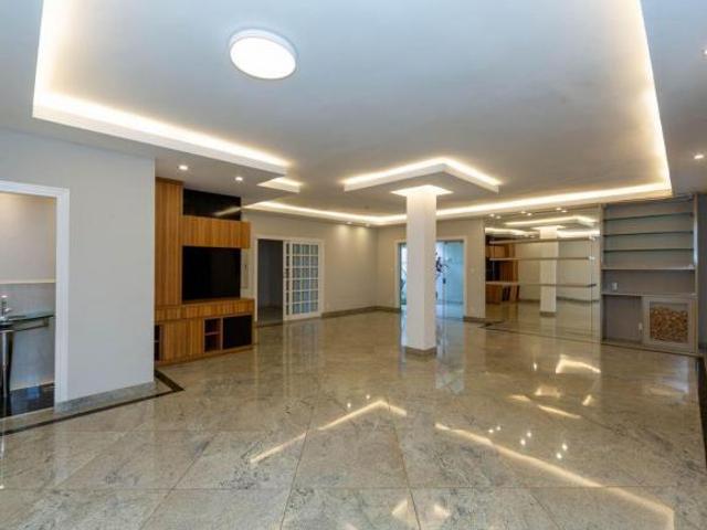 Casa à Venda Belvedere, 4 Quartos, 400 m2