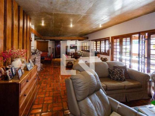 Casa à Venda Belvedere, 4 Quartos, 510 m² Belo Horizonte