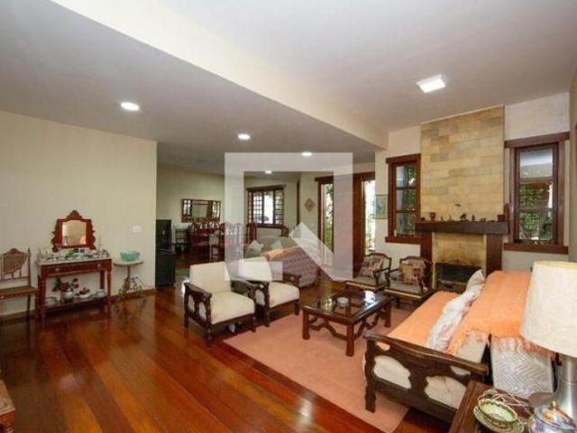 Casa à Venda Belvedere, 5 Quartos, 358 m² Belo Horizonte