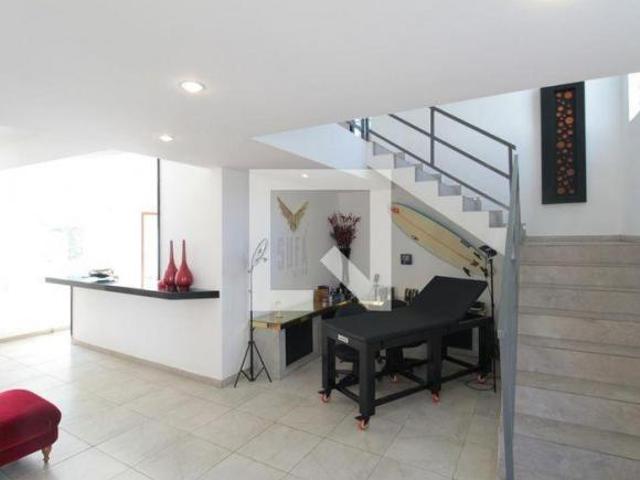 Casa à Venda Braúnas, 4 Quartos, 390 m² Belo Horizonte