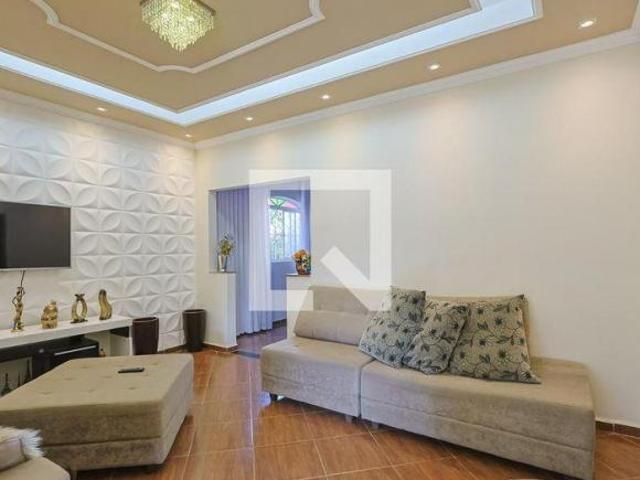 Casa à Venda Braúnas, 3 Quartos, 360 m² Belo Horizonte