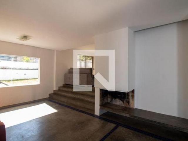 Casa à Venda Brooklin, 3 Quartos, 275 m² São Paulo