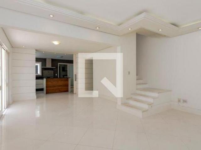 Casa à Venda Brooklin, 3 Quartos, 230 m² São Paulo