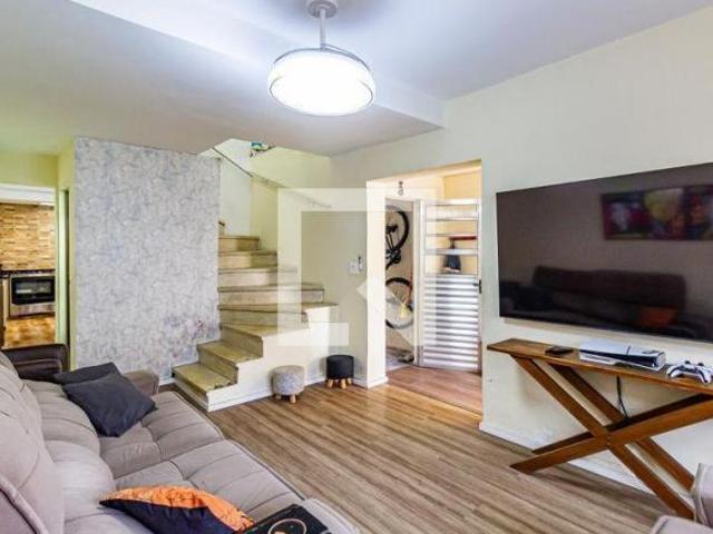 Casa à Venda Brooklin, 2 Quartos, 130 m² São Paulo