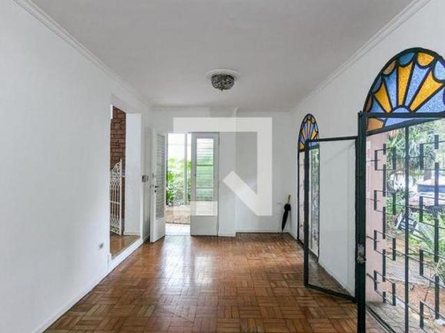 Casa à Venda Brooklin, 2 Quartos, 220 m² São Paulo